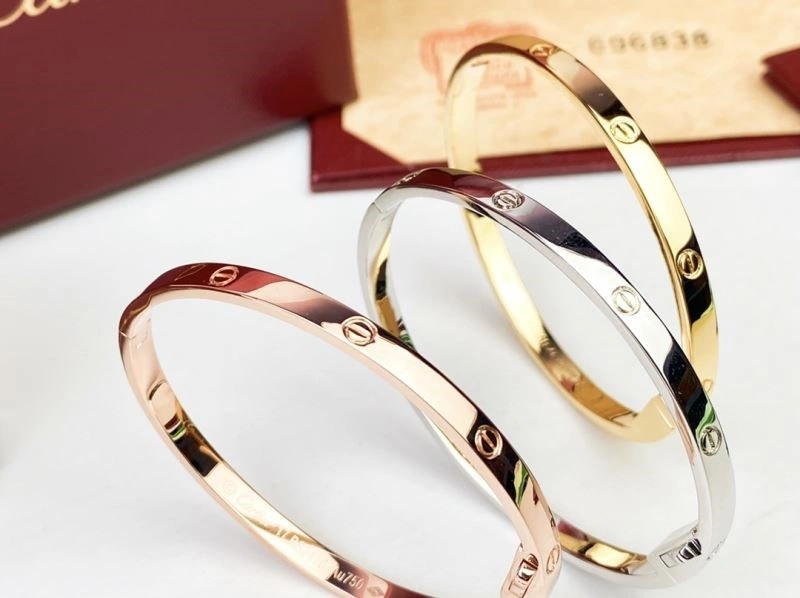 Perfect replica Cartier Bracelets