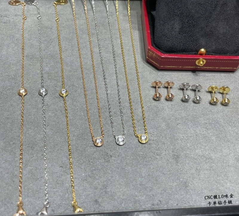 Exact replica Cartier Bracelets