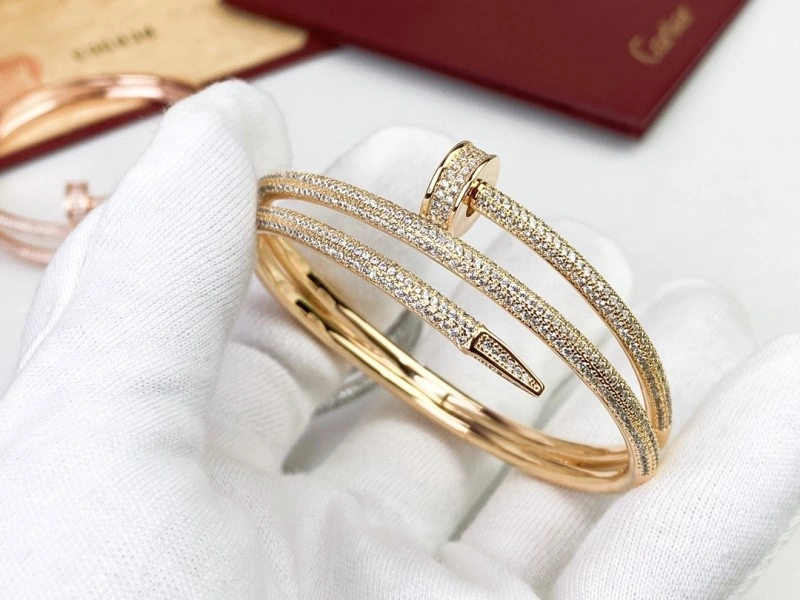 1:1 copy Cartier Bracelets