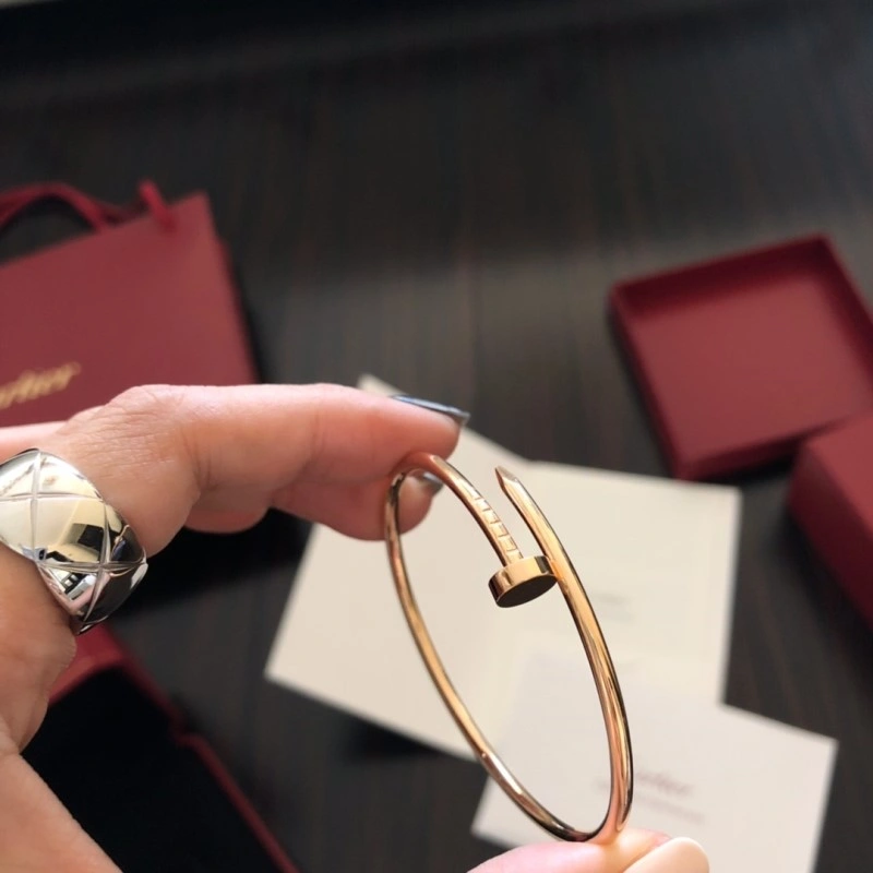 Exact replica Cartier Bracelets