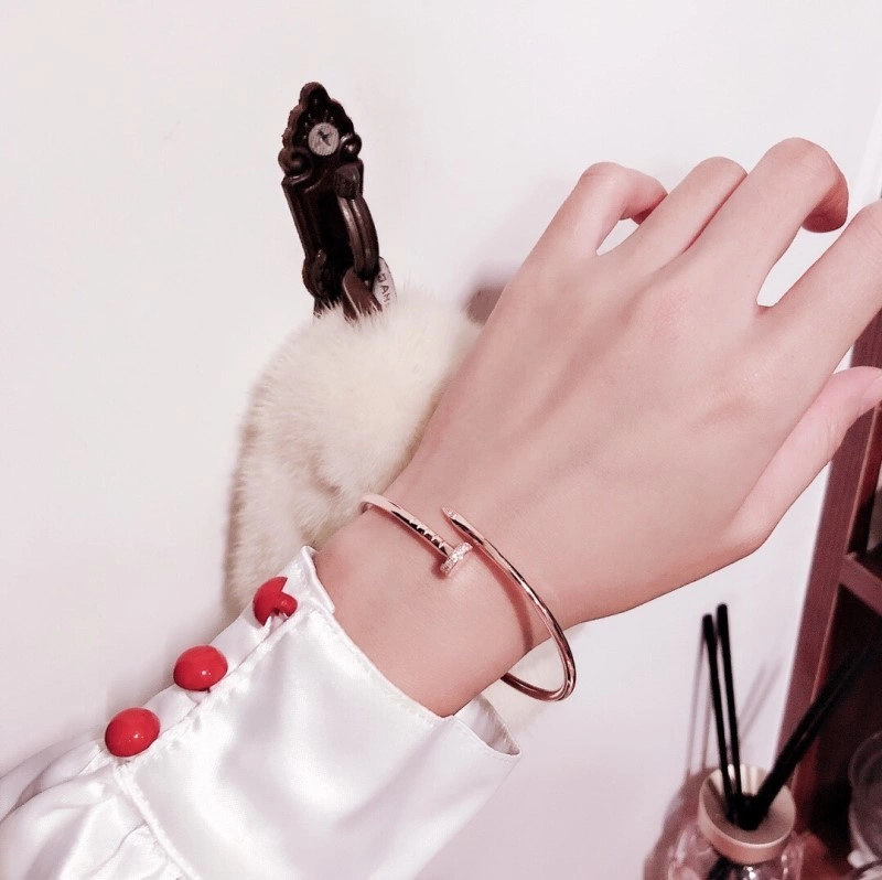 Top match Cartier Bracelets