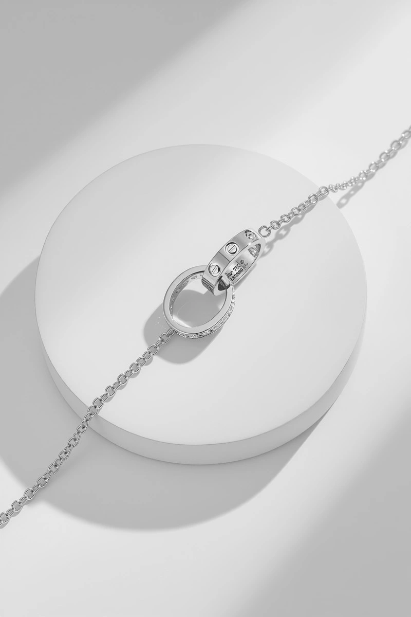 Low-cost Cartier Bracelets