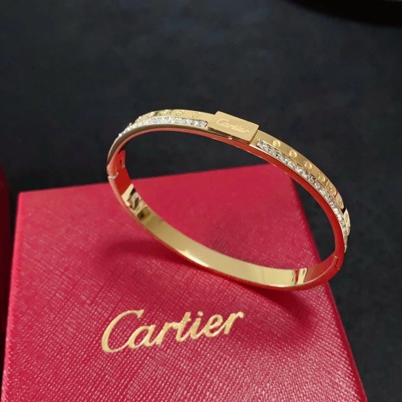 1:1 copy Cartier Bracelets