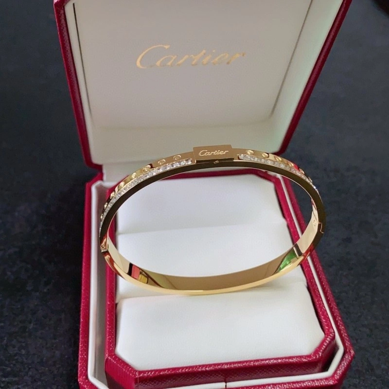 1:1 copy Cartier Bracelets