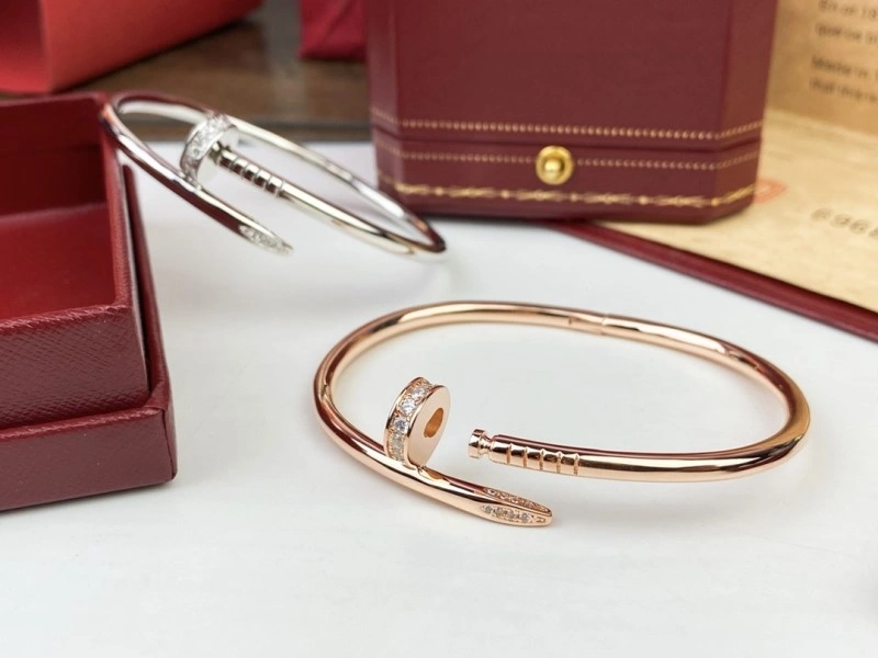 Cut-rate Cartier Bracelets