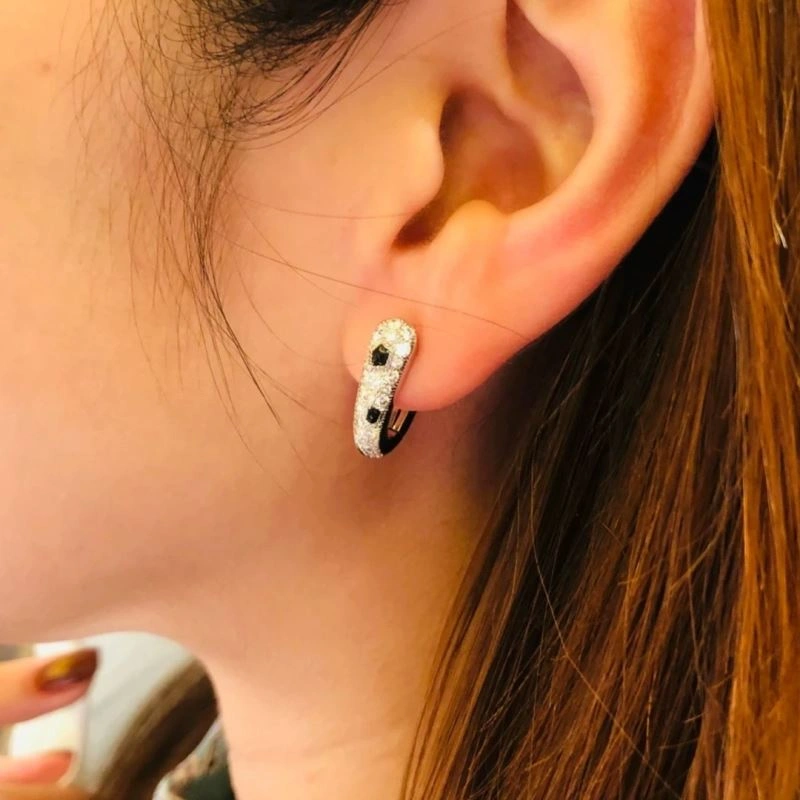 Low-cost Cartier Earrings