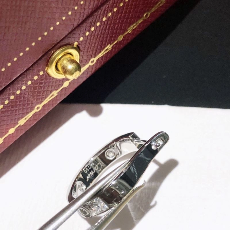 Low-cost Cartier Earrings