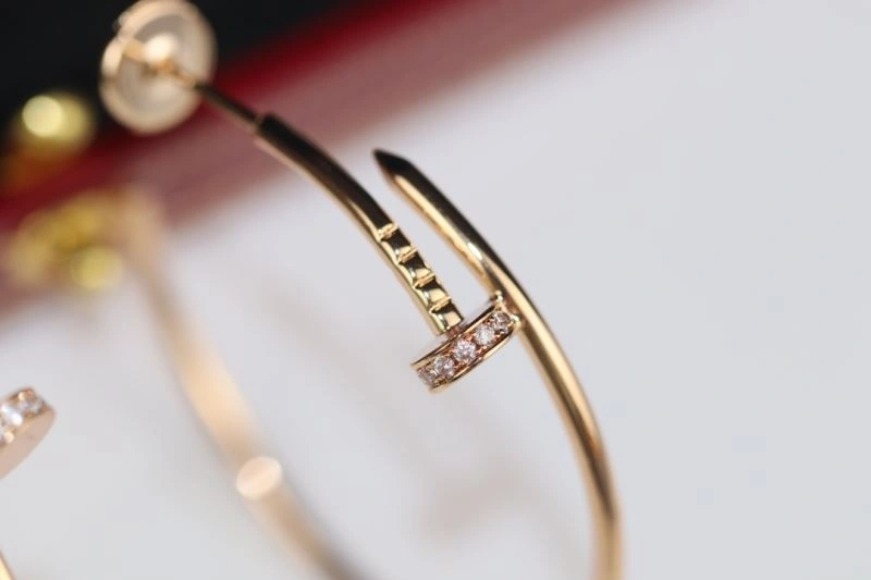 Accurate model Cartier Earrings