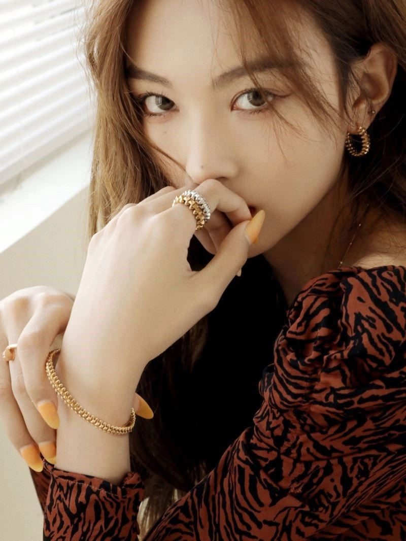 Perfect replica Cartier Earrings