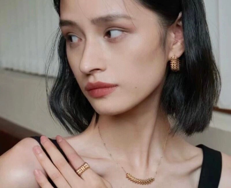 Inexpensive Cartier Earrings