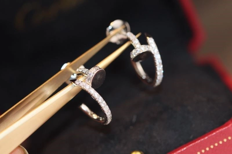 Low-cost Cartier Earrings