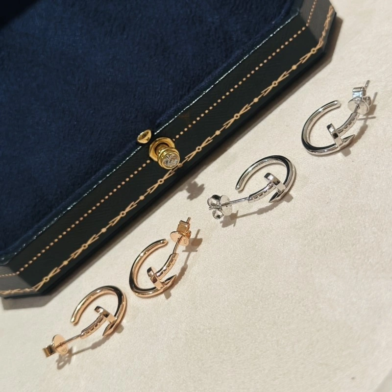 Top match Cartier Earrings