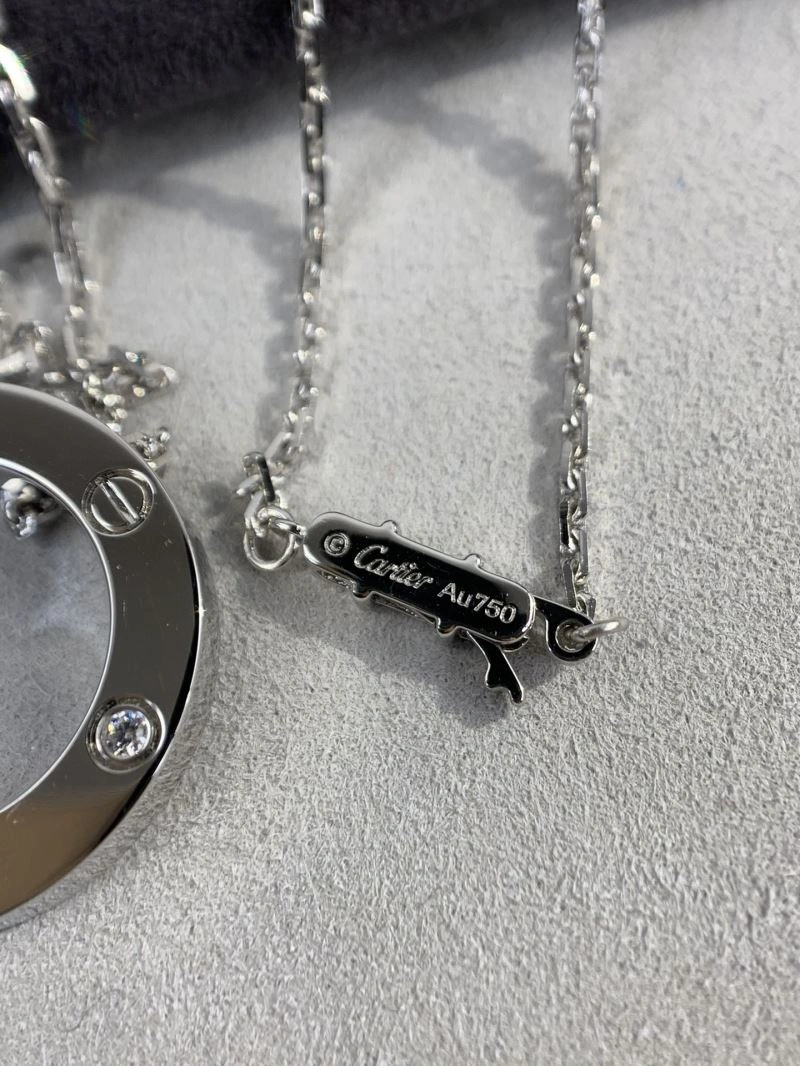 Brand-authenticated Cartier Necklaces