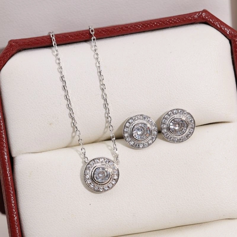 Budget-friendly Cartier Necklaces