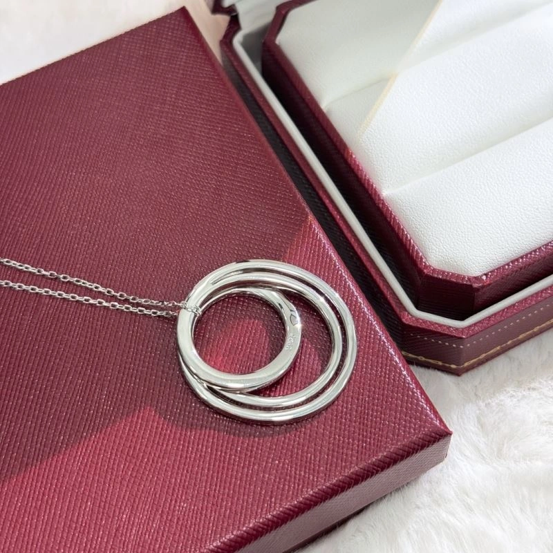 Top mirror Cartier Necklaces