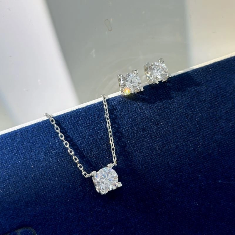 Perfect replica Cartier Necklaces