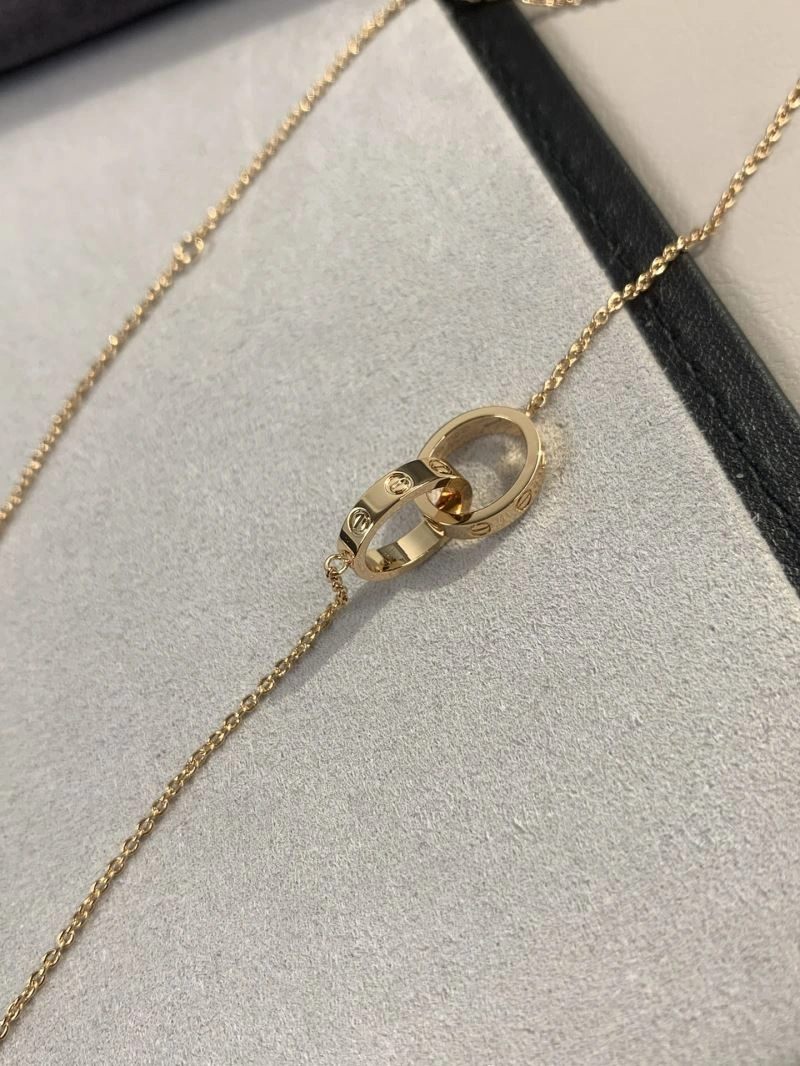 Cut-rate Cartier Necklaces