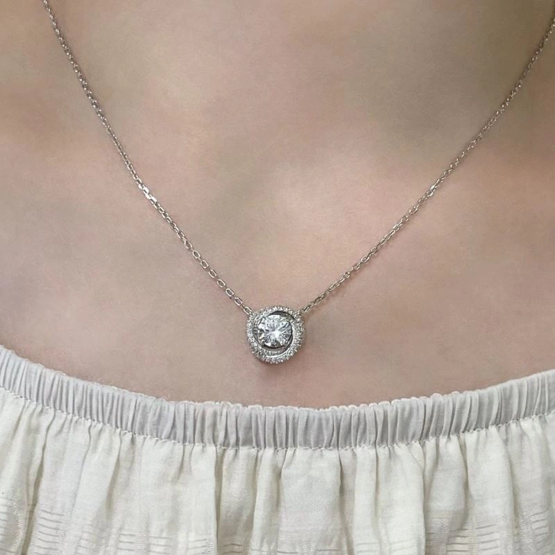 Perfect replica Cartier Necklaces
