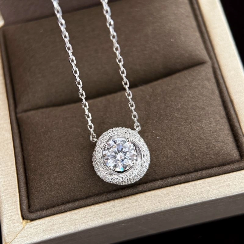 Perfect replica Cartier Necklaces