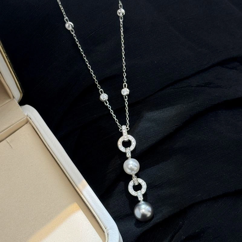1:1 copy Cartier Necklaces