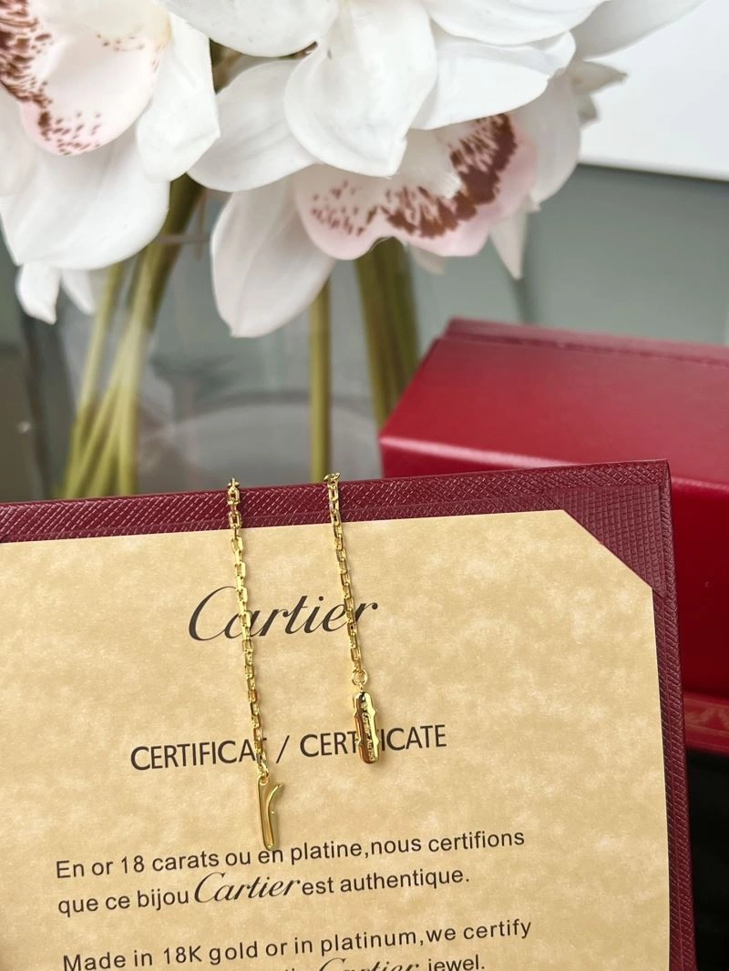 Cut-rate Cartier Necklaces