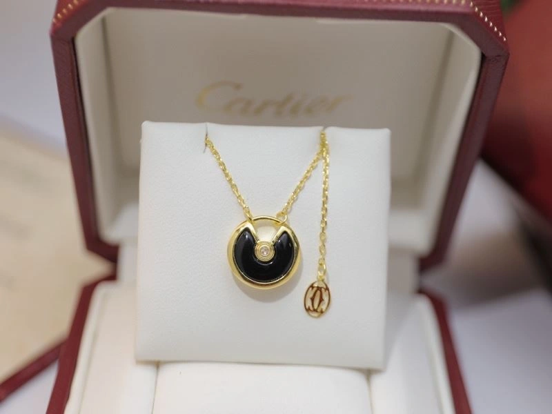 Perfect replica Cartier Necklaces