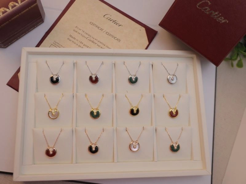 Perfect replica Cartier Necklaces