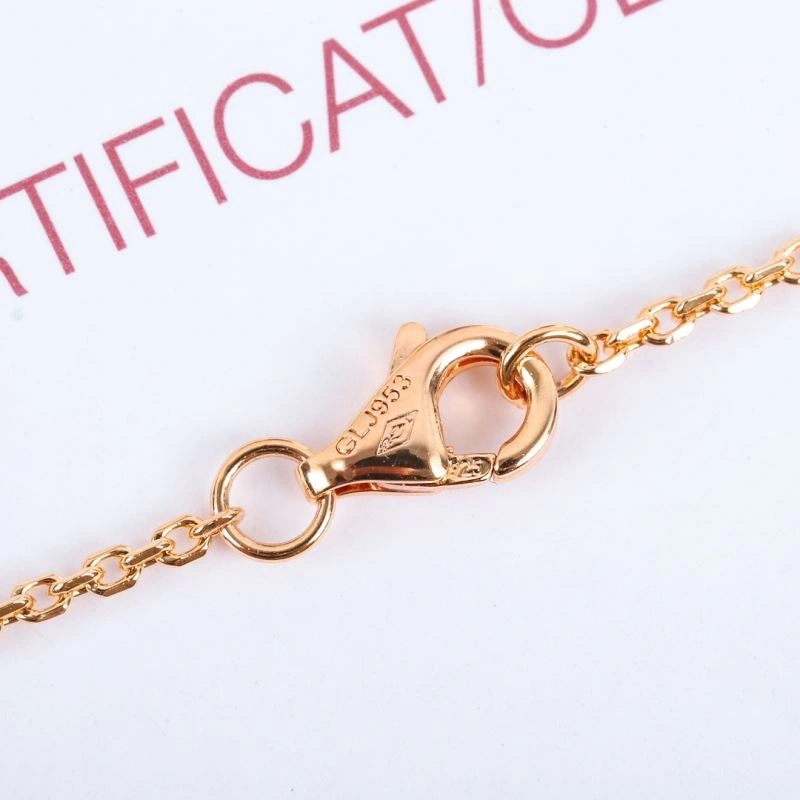 Top mirror Cartier Necklaces