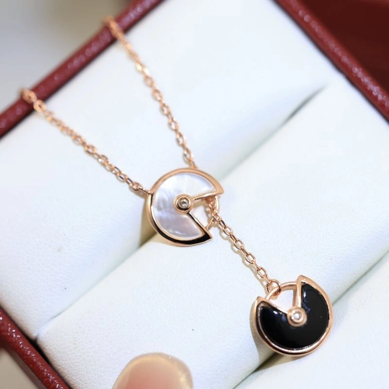 Perfect replica Cartier Necklaces