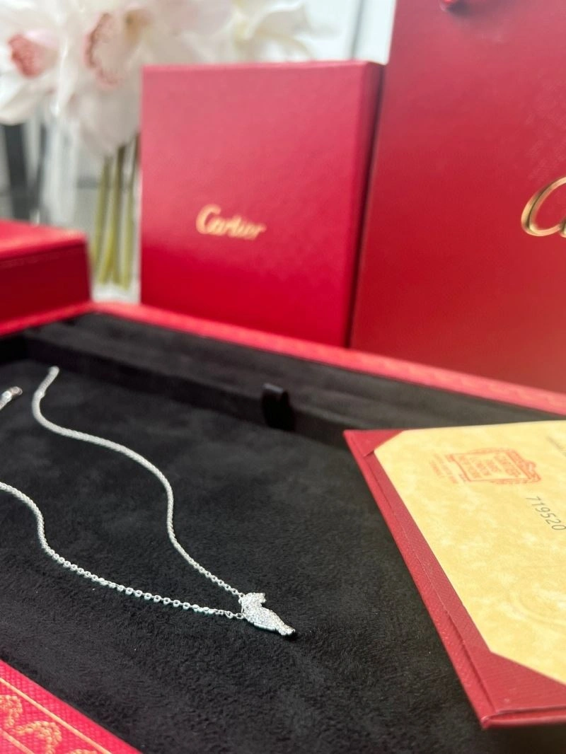 Brand-authenticated Cartier Necklaces