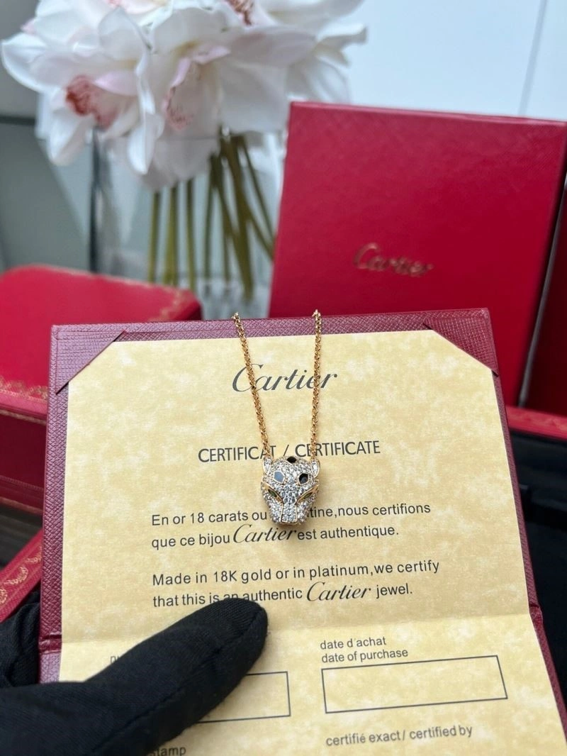 Low-cost Cartier Necklaces
