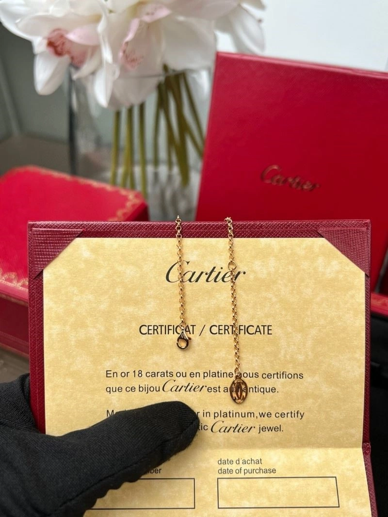 Low-cost Cartier Necklaces