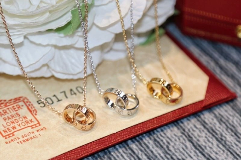 Brand-authenticated Cartier Necklaces