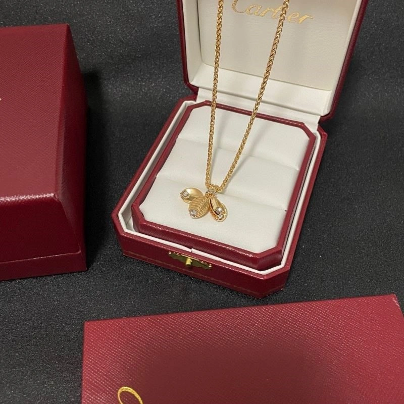 Cut-rate Cartier Necklaces