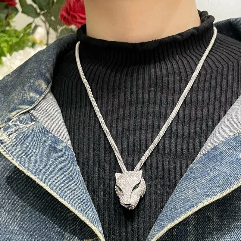 Low-cost Cartier Necklaces