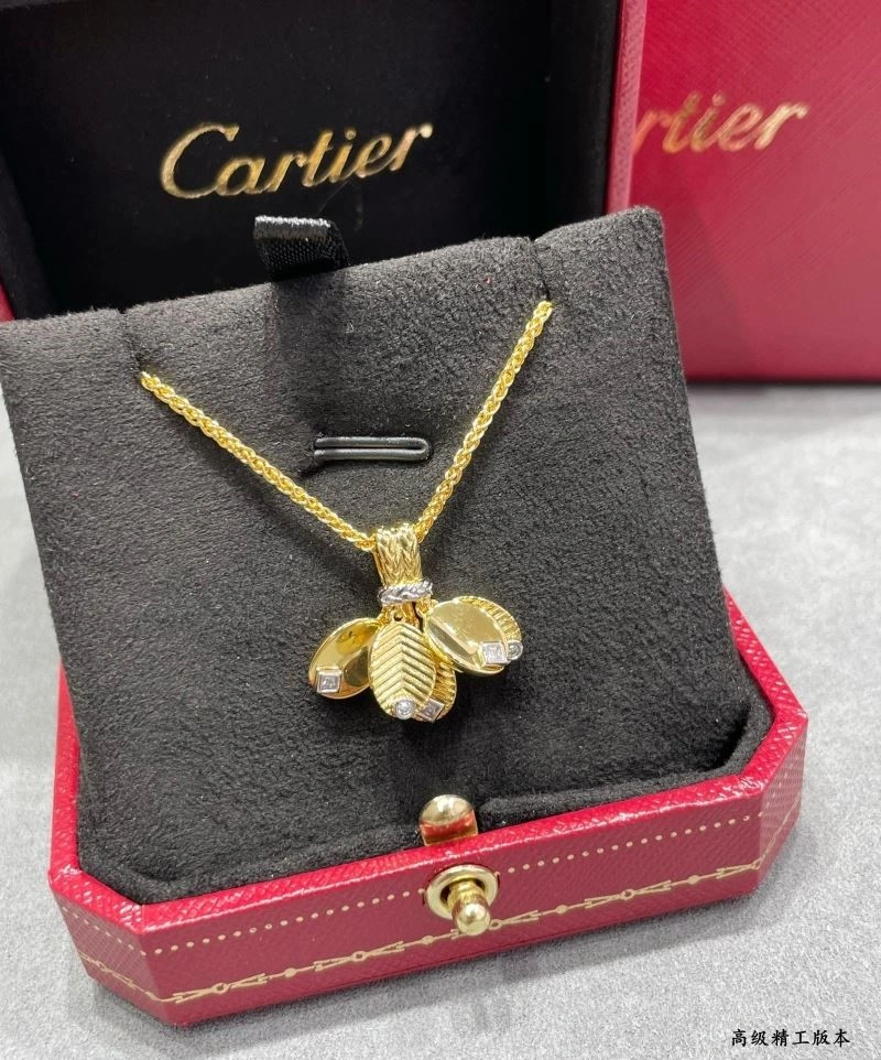 Brand-authenticated Cartier Necklaces