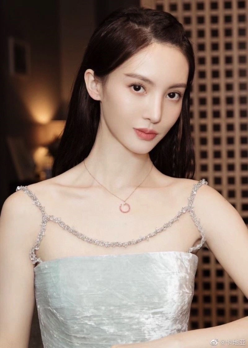 Official Cartier Necklaces