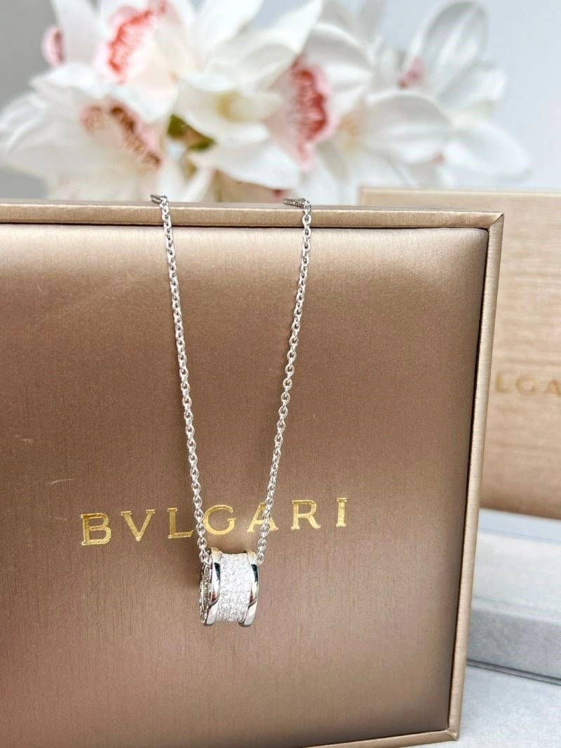 Top mirror Cartier Necklaces