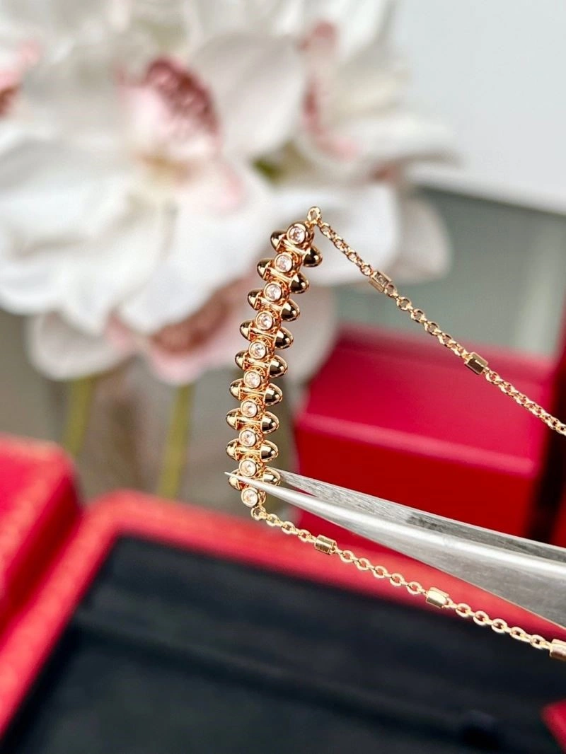 Top mirror Cartier Necklaces