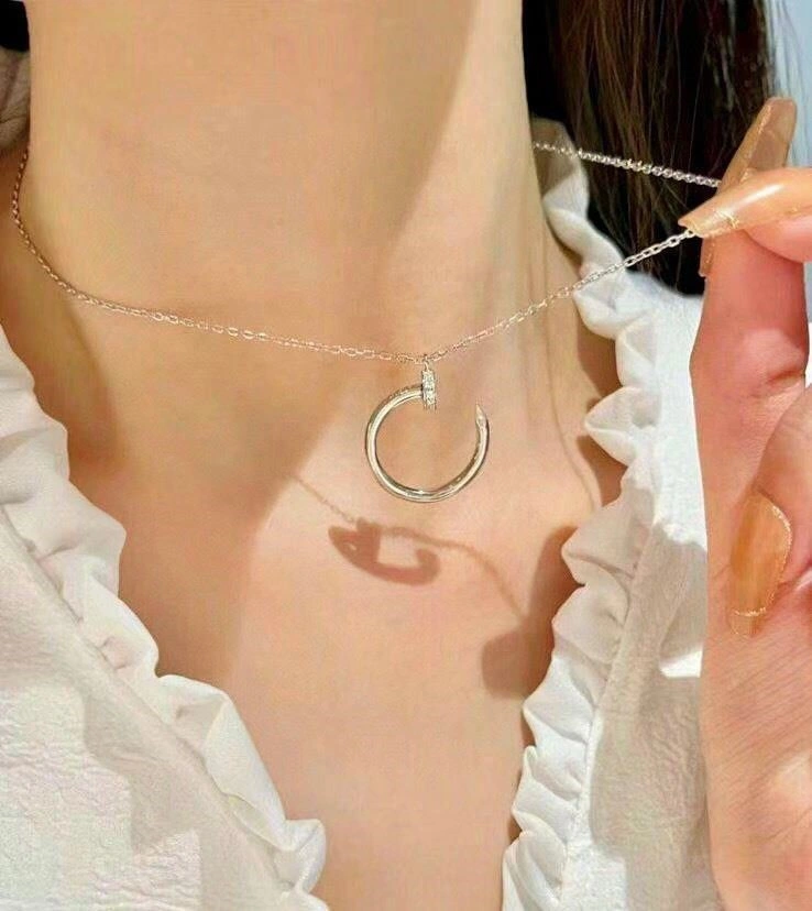 Brand-authenticated Cartier Necklaces