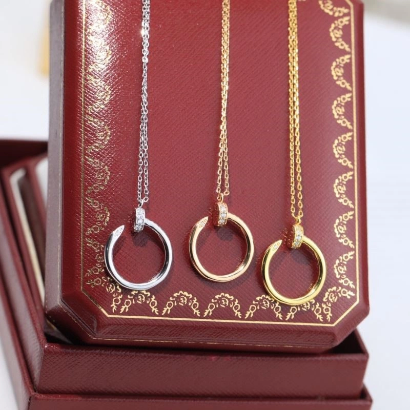 Brand-authenticated Cartier Necklaces