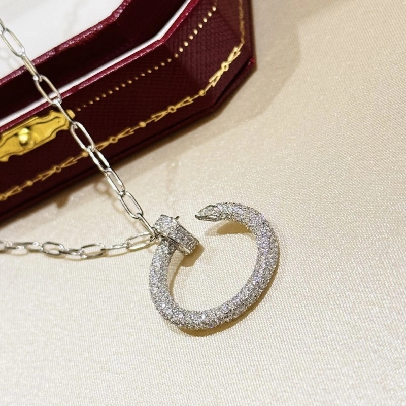 Low-cost Cartier Necklaces