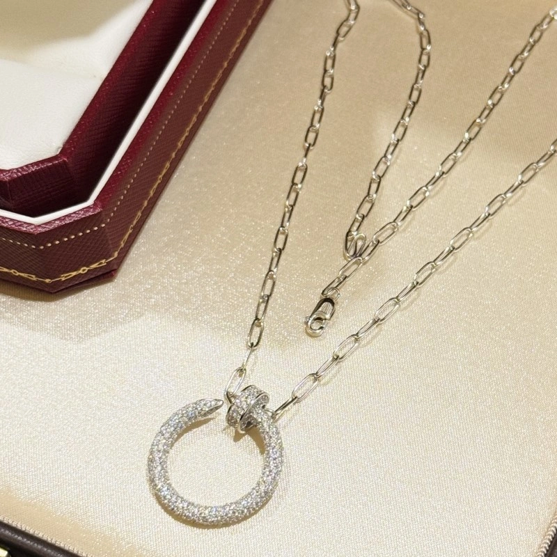 Low-cost Cartier Necklaces