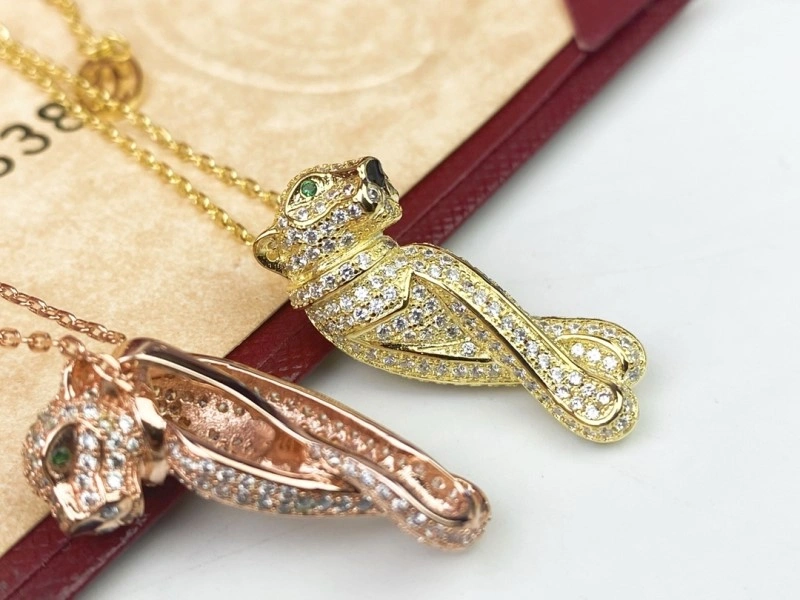 Cut-rate Cartier Necklaces