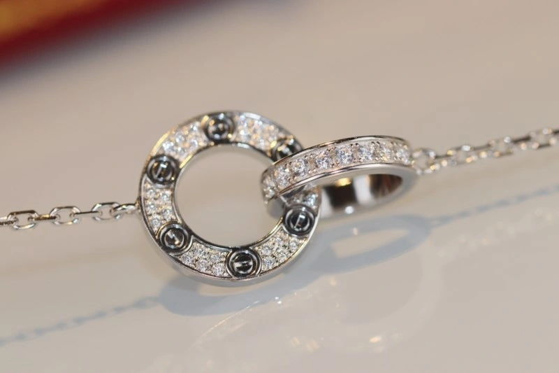 Perfect replica Cartier Necklaces