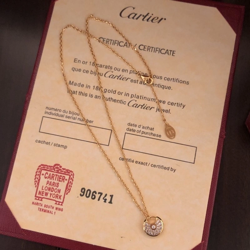 Top mirror Cartier Necklaces