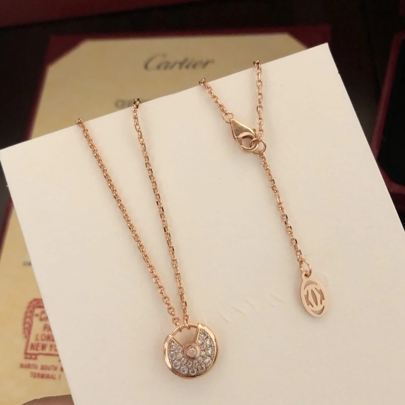 Top mirror Cartier Necklaces