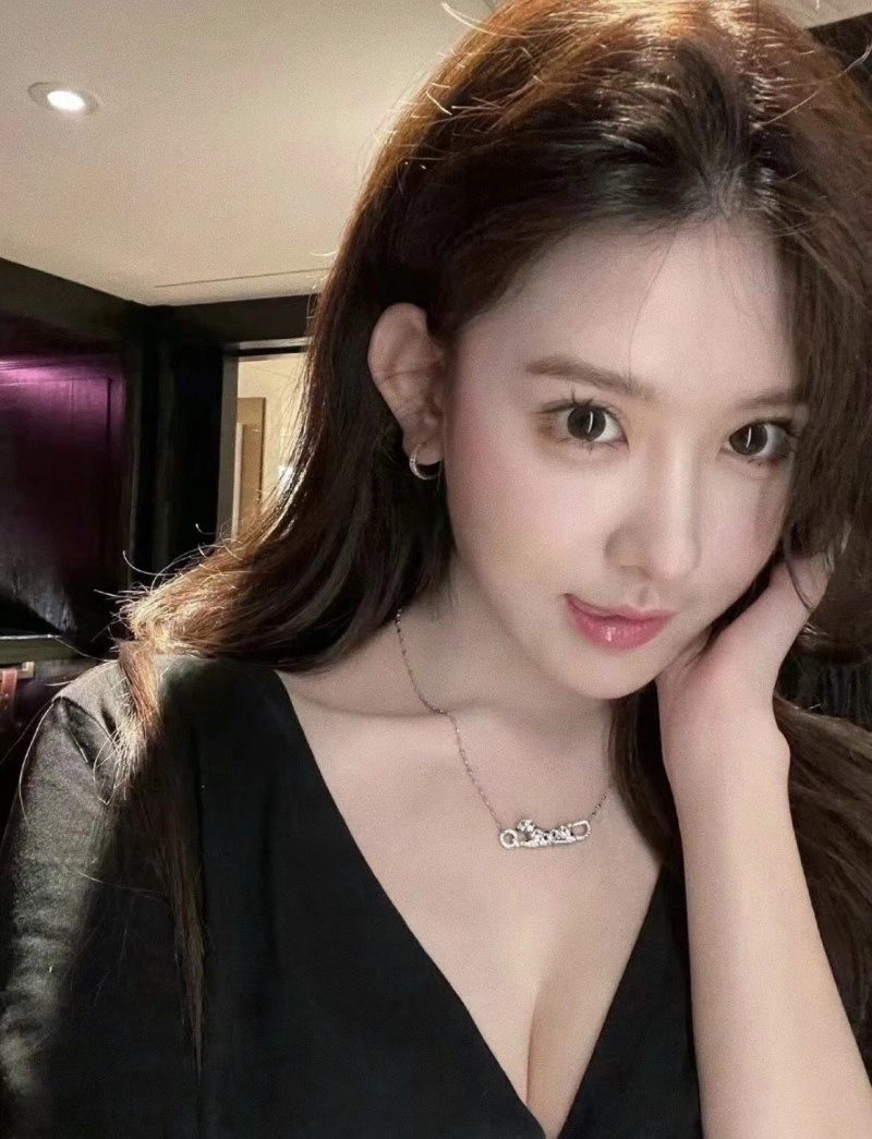 Official Cartier Necklaces