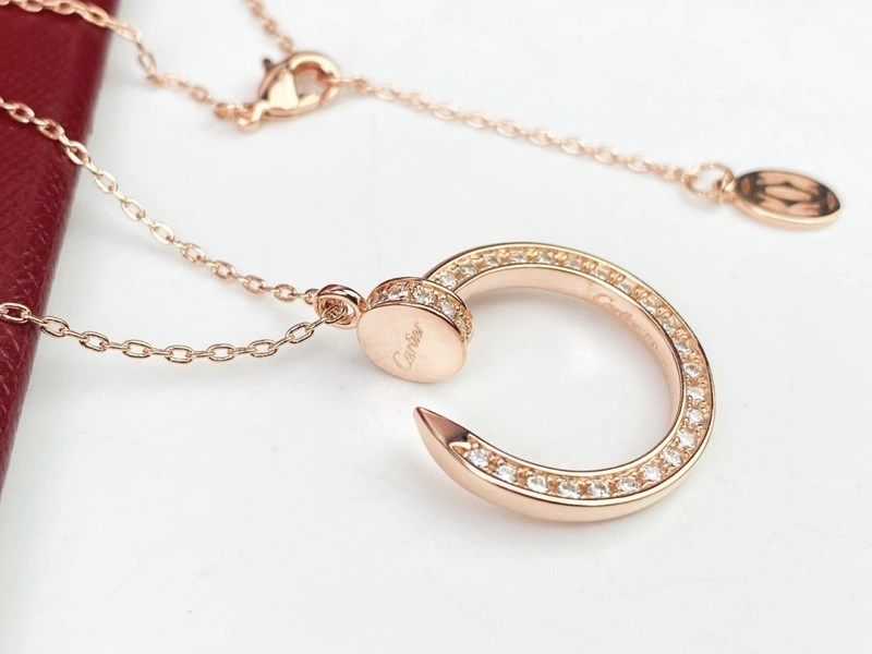 Bargain Cartier Necklaces
