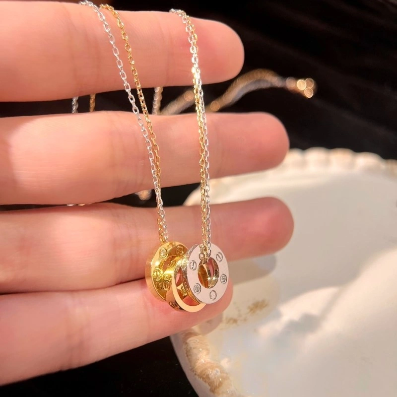 Cut-rate Cartier Necklaces